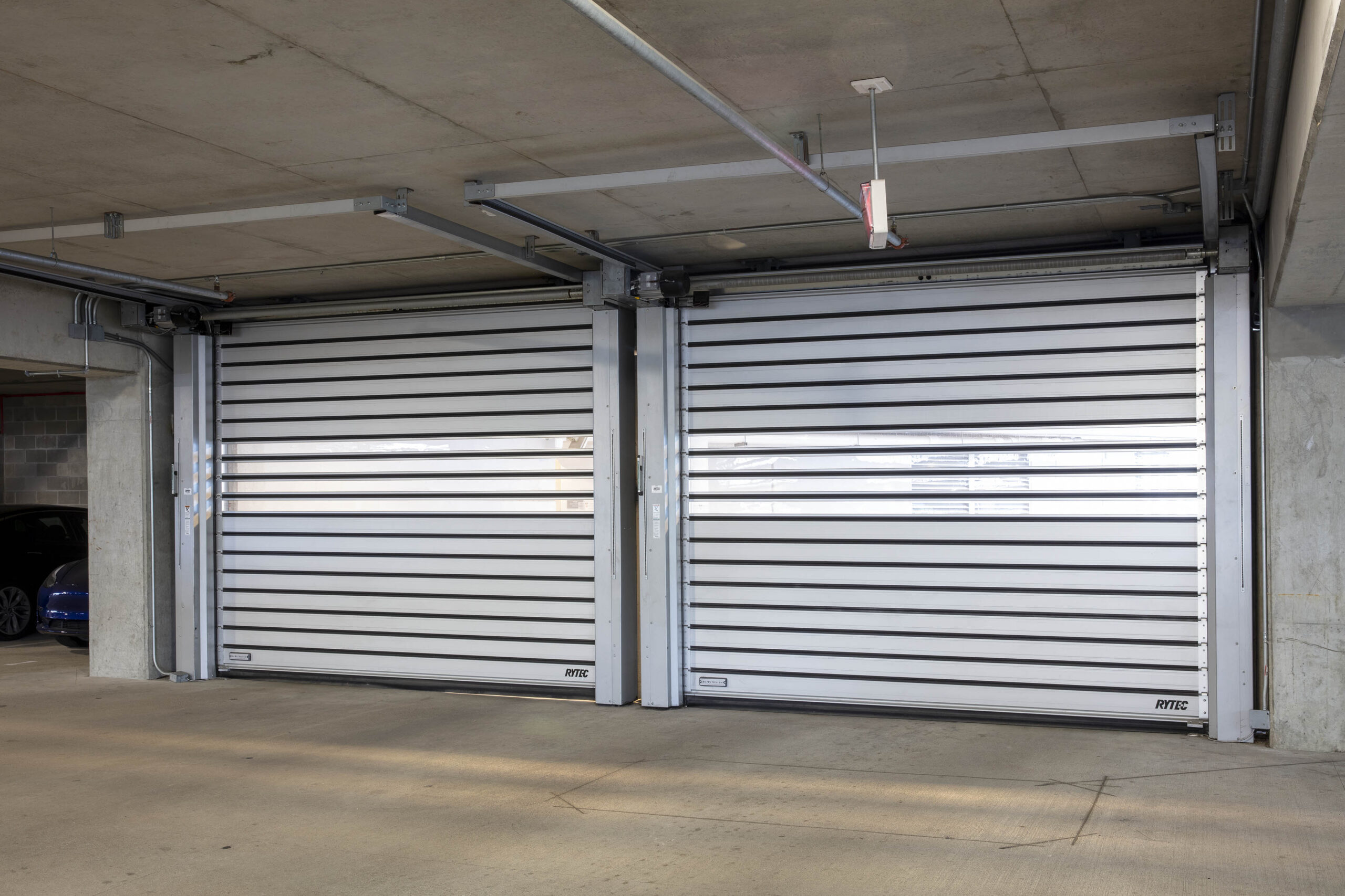 Low-headroom doors: An excellent solution for older buildings | Rytec Doors